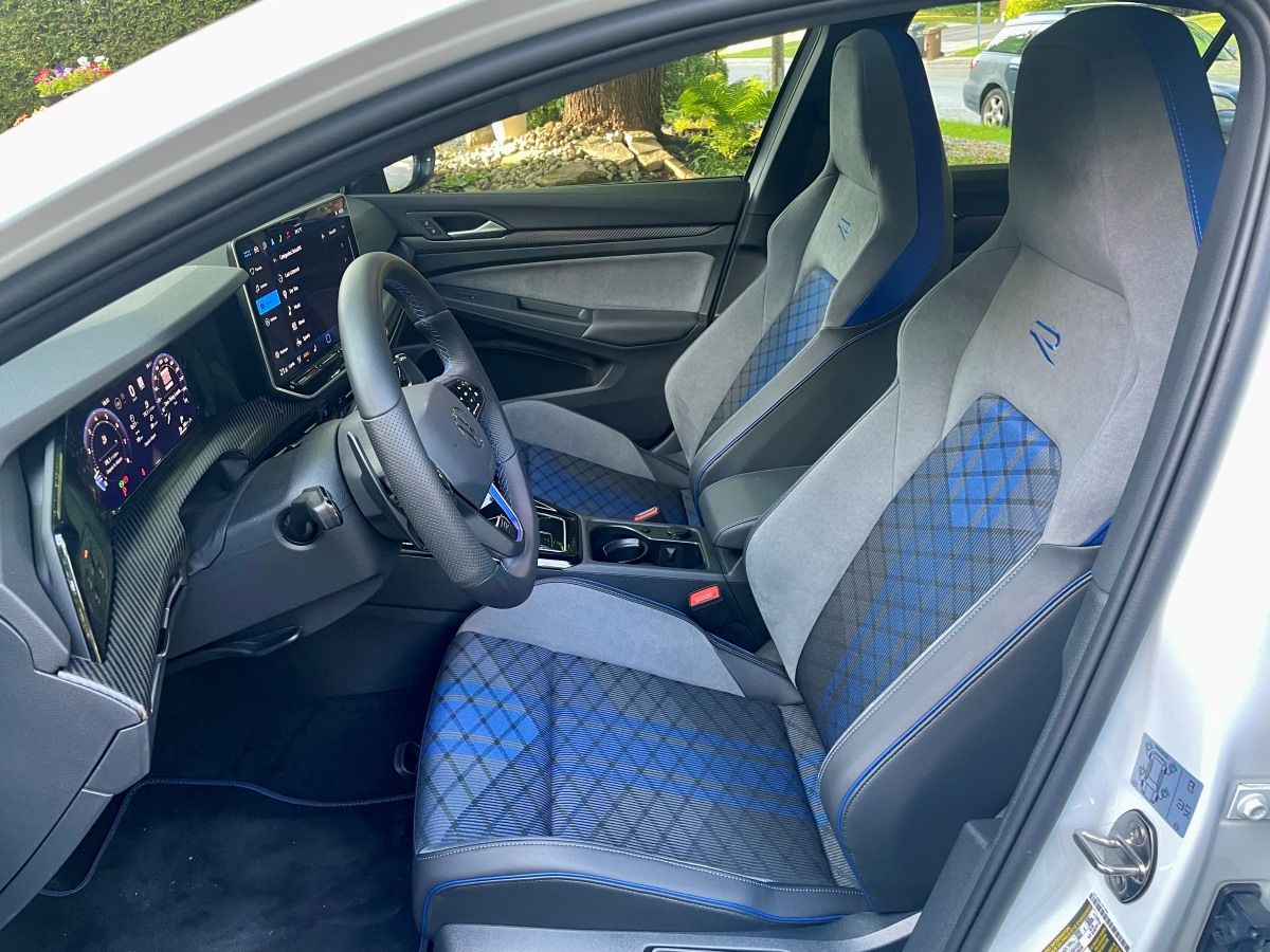 Volkswagen Golf R 2025 - Essais routiers, actualités, chroniques et ...